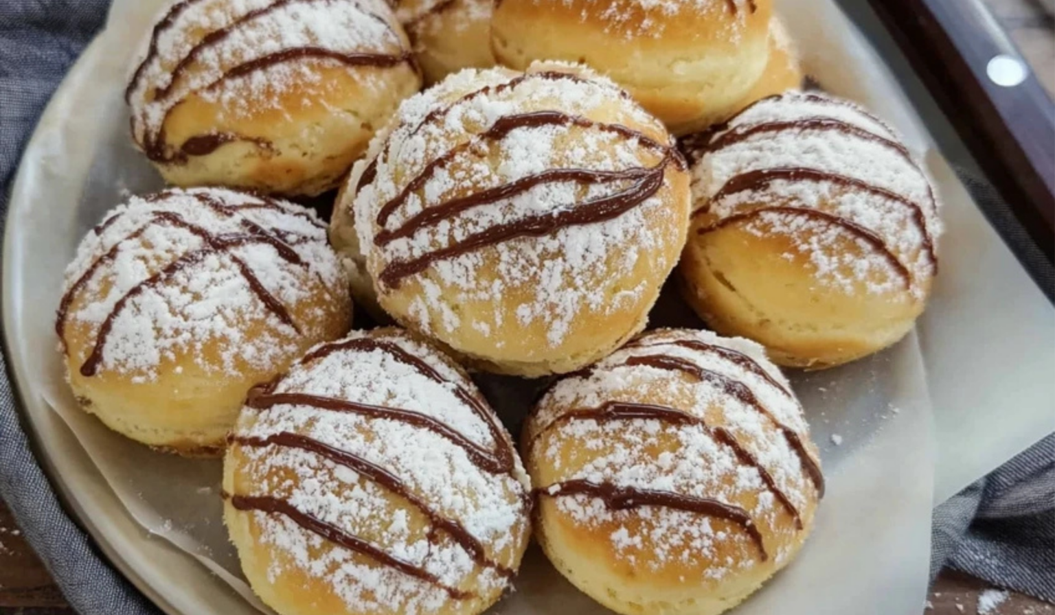 Italian Cream Bombs (Bomboloni alla Crema): A Deliciously Soft and ...