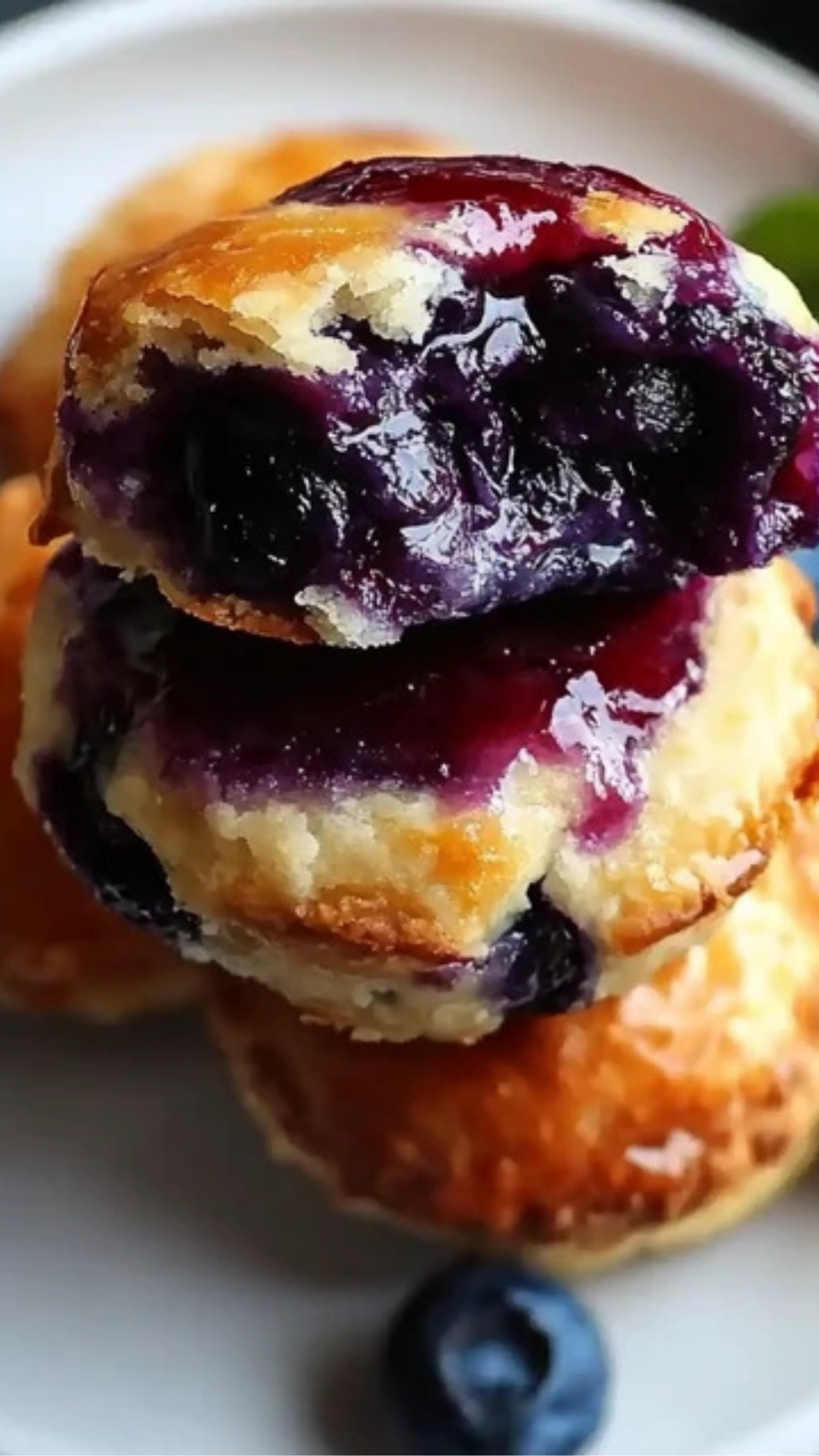 Deliciously Simple 4-Ingredient Blueberry Pie Bombs: A Beginner's Guide ...
